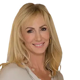 Lisa Morris | Traded Profile