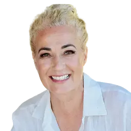 Lisa Laughlin | Traded Profile